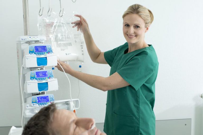 BENEFICIOS DE LA NUTRICIÓN PARENTERAL EN CUIDADOS INTENSIVOS - Unidos por la Nutrición Clínica ...